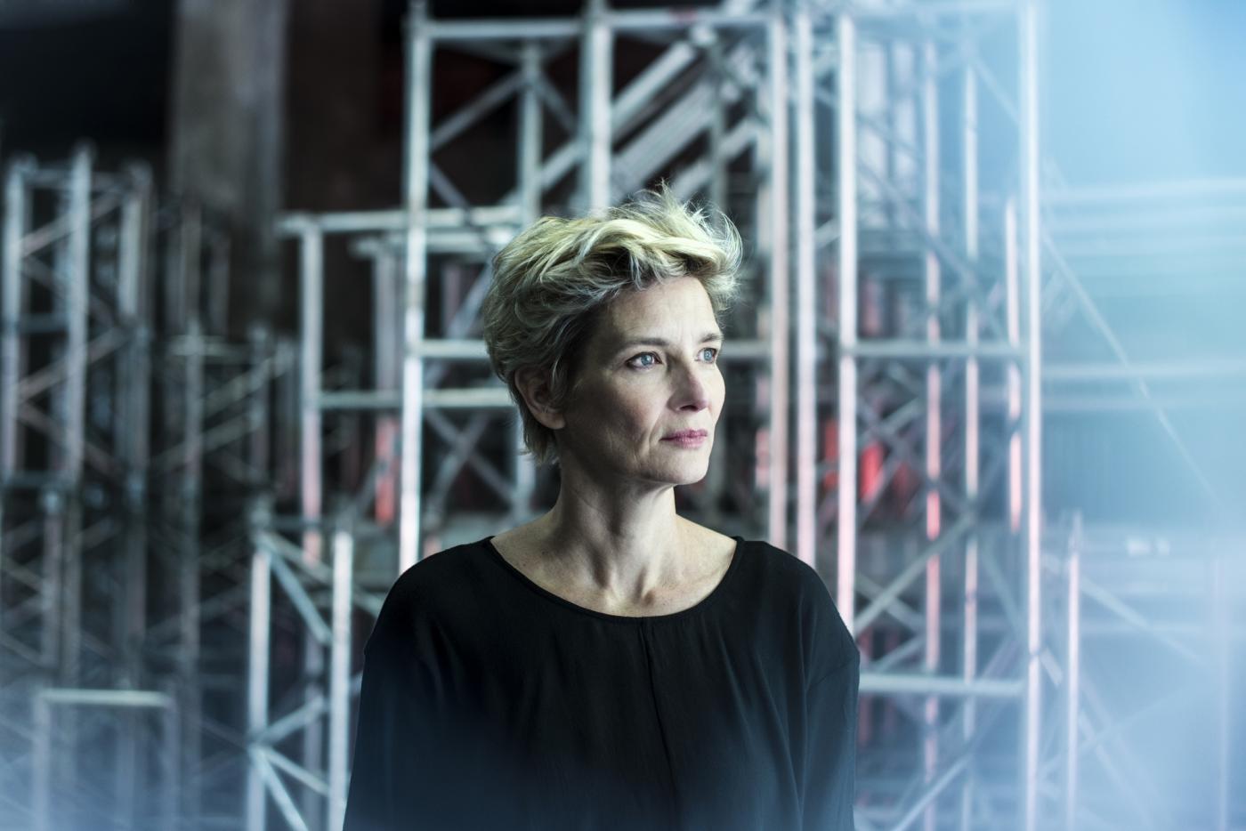 Objet Portraits Projets Contact